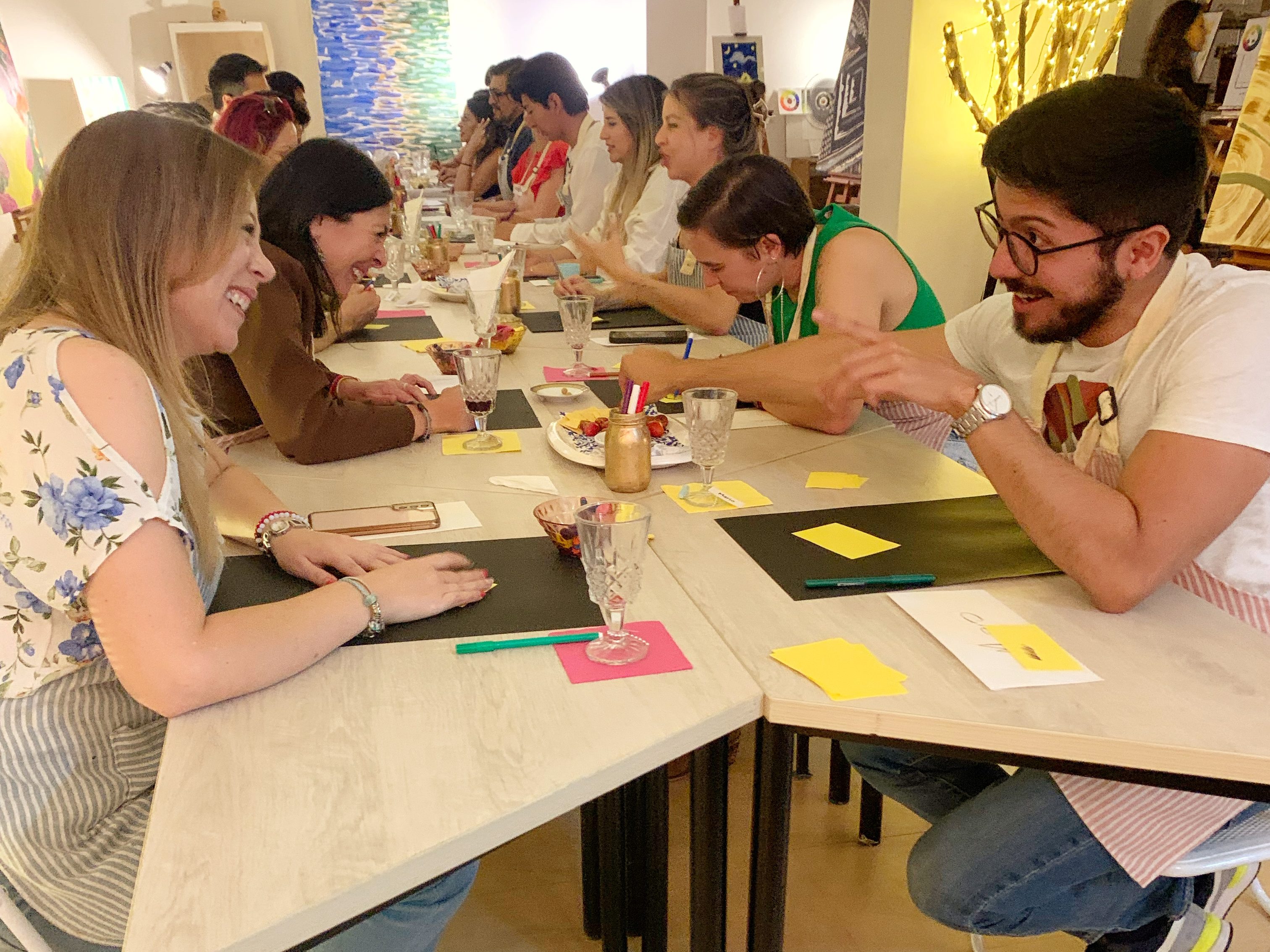 MINGLE TIME – Clases Arte Quito